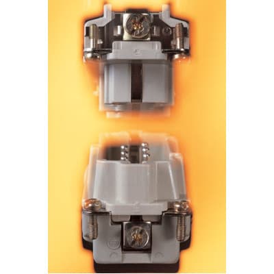 Lapp Group - 10202000 - Rectangular Connector Plug Insert, 32+PE, Screw, 600V, 16A, EPIC Series - RS